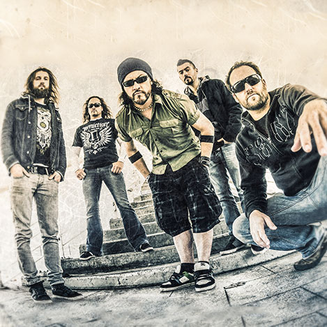 One-Way Mirror | band.fm - boutique de musique en ligne par Wiseband